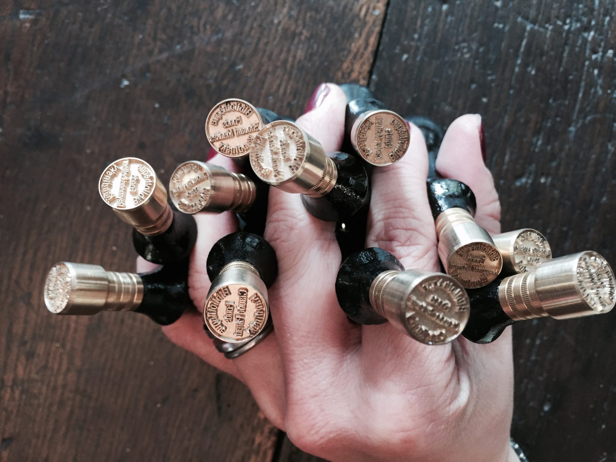 Bronze stamps for ink - eliure dorure